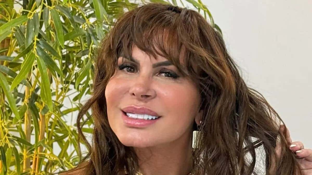 Gretchen surge animada em vídeo e detalhe íntimo chama atenção - Clube ...